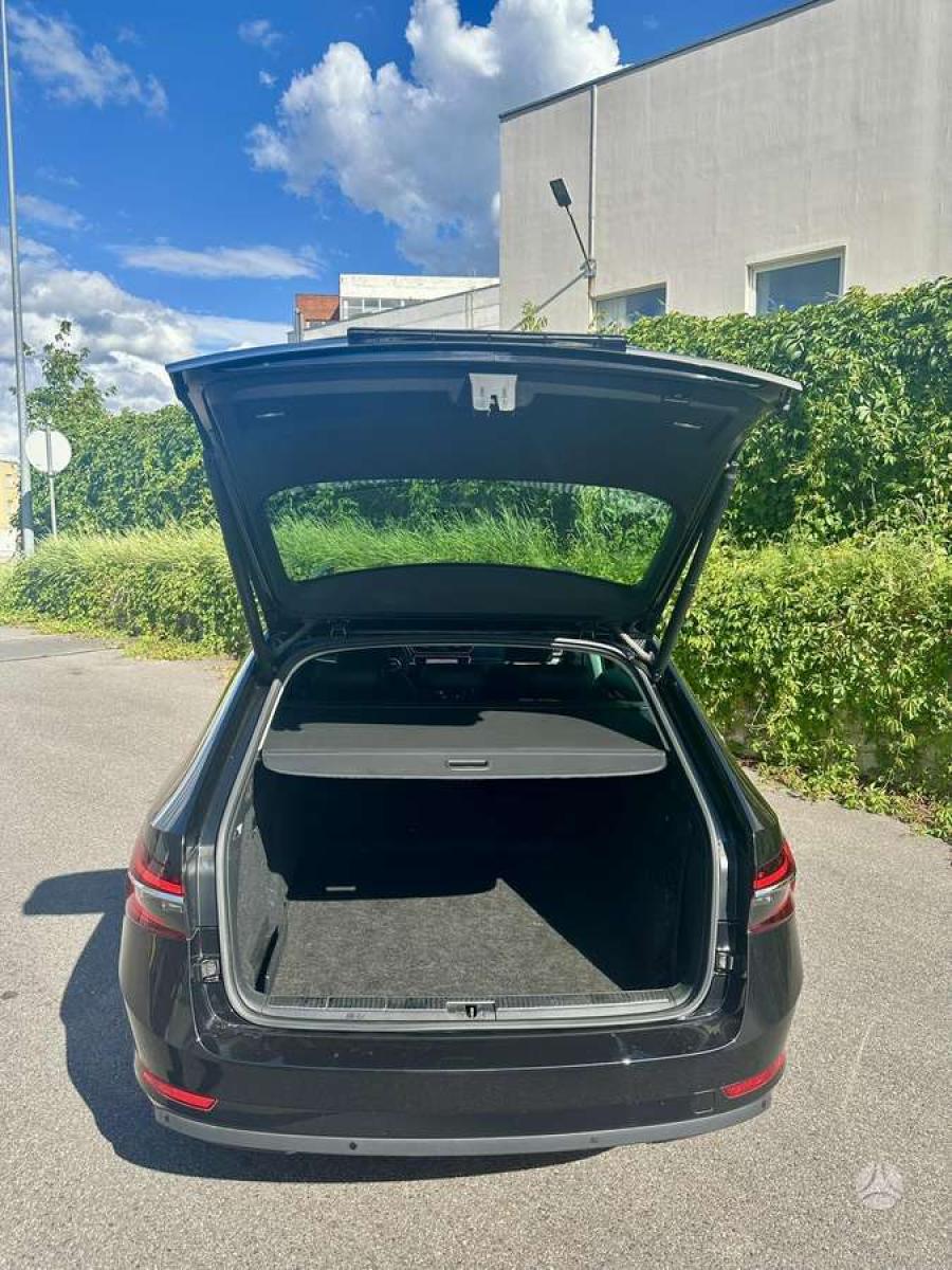 Melns Skoda SuperB 2023 Viļņa, ar dzinēja tilpumu 2.00 L un nobraukumu 114 tūkst. km par 22900 €, foto 17 vietnē AUTOMOTO.COM.LV