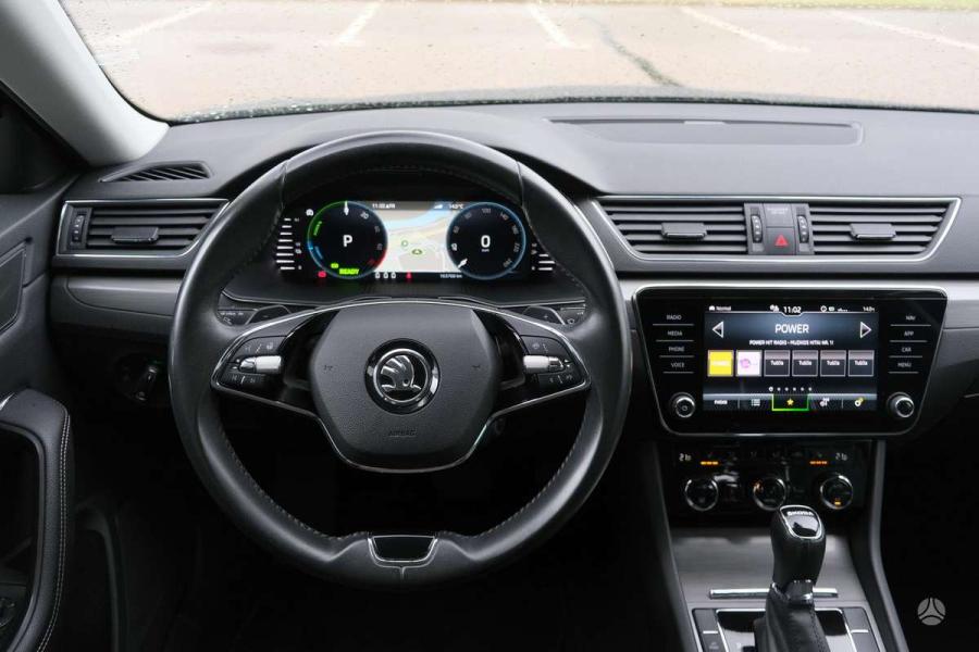 Melns Skoda SuperB 2023 Viļņa, ar dzinēja tilpumu 1.40 L un nobraukumu 164 tūkst. km par 19950 €, foto 6 vietnē AUTOMOTO.COM.LV