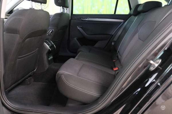 Melns Skoda SuperB 2023 Viļņa, ar dzinēja tilpumu 1.40 L un nobraukumu 164 tūkst. km par 19950 €, foto 8 vietnē AUTOMOTO.COM.LV