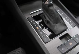 Melns Skoda SuperB 2023 Viļņa, ar dzinēja tilpumu 1.40 L un nobraukumu 164 tūkst. km par 19950 €, foto 20 vietnē AUTOMOTO.COM.LV