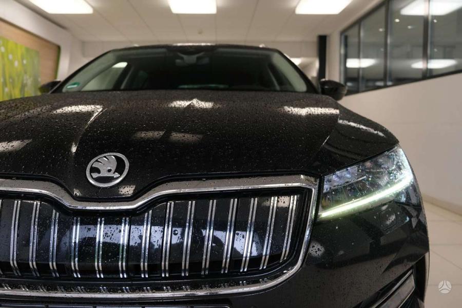 Melns Skoda SuperB 2023 Viļņa, ar dzinēja tilpumu 1.40 L un nobraukumu 164 tūkst. km par 19950 €, foto 35 vietnē AUTOMOTO.COM.LV