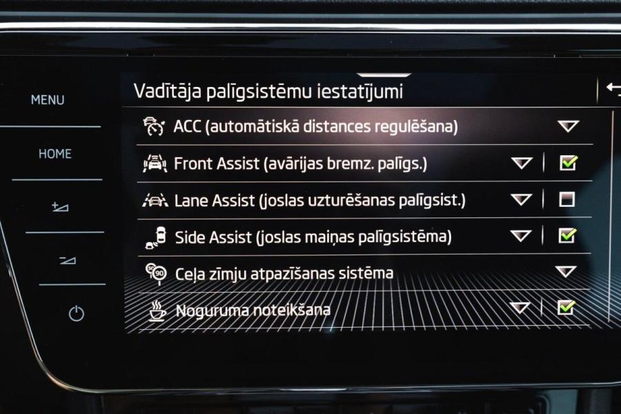 Melns Skoda SuperB 2023 Ventspils, ar dzinēja tilpumu 2.00 L un nobraukumu 97 tūkst. km par 25900 €, foto 29 vietnē AUTOMOTO.COM.LV