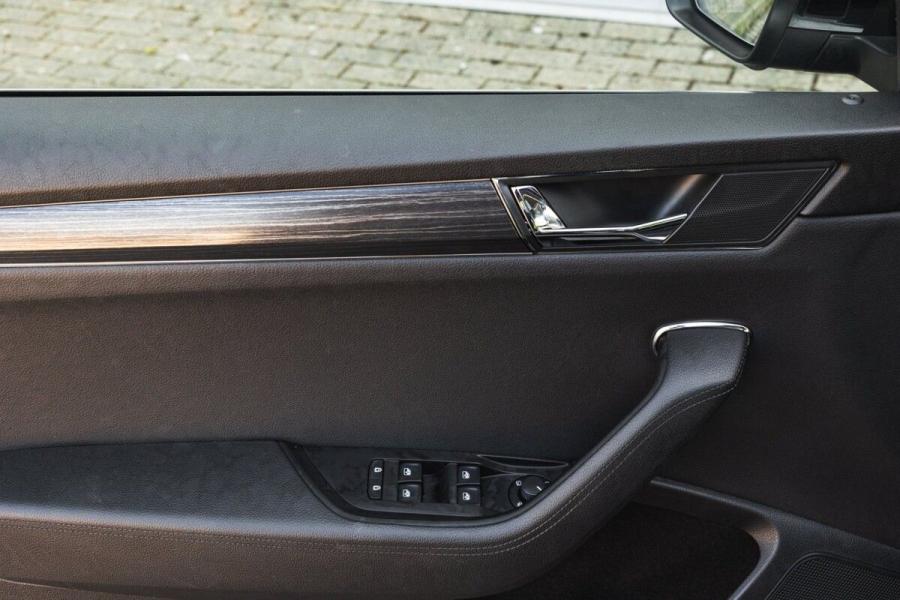 Melns Skoda SuperB 2023 Ventspils, ar dzinēja tilpumu 2.00 L un nobraukumu 97 tūkst. km par 25900 €, foto 38 vietnē AUTOMOTO.COM.LV