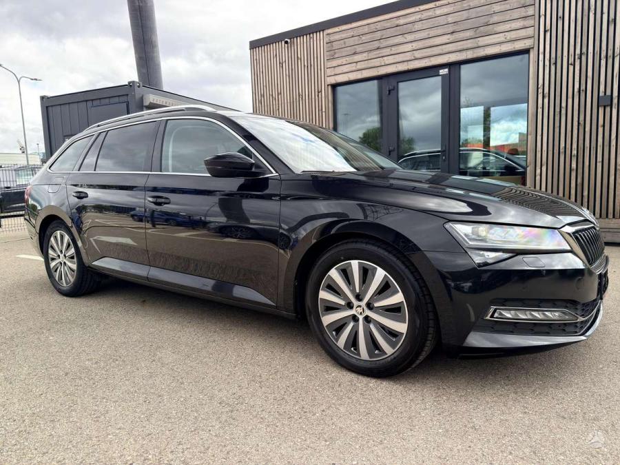 Melns Skoda SuperB 2023 Viļņa, ar dzinēja tilpumu 1.97 L un nobraukumu 183 tūkst. km par 17800 €, foto 4 vietnē AUTOMOTO.COM.LV