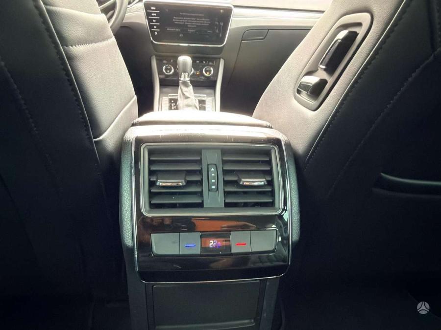 Melns Skoda SuperB 2023 Viļņa, ar dzinēja tilpumu 1.97 L un nobraukumu 183 tūkst. km par 17800 €, foto 12 vietnē AUTOMOTO.COM.LV