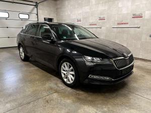 Black Skoda SuperB 2023 in Marijampole, with an engine capacity of 1.50 L and mileage of 195 thousand km for 16698 €, photo 4 on AUTOMOTO.COM.LV