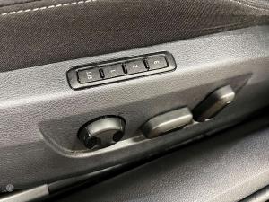 Black Skoda SuperB 2023 in Marijampole, with an engine capacity of 1.50 L and mileage of 195 thousand km for 16698 €, photo 9 on AUTOMOTO.COM.LV
