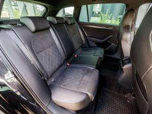 Black Skoda SuperB 2023 in Kaunas, with an engine capacity of 1.97 L and mileage of 213 thousand km for 21250 €, photo 34 on AUTOMOTO.COM.LV