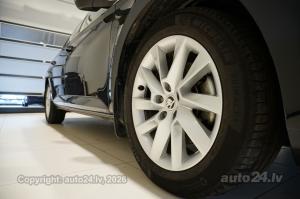 Melns Skoda SuperB 2023 Tallina, ar dzinēja tilpumu 1.50 L un nobraukumu 41 tūkst. km par 24900 €, foto 6 vietnē AUTOMOTO.COM.LV