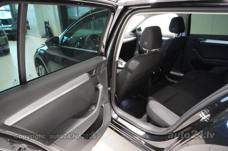 Melns Skoda SuperB 2023 Tallina, ar dzinēja tilpumu 1.50 L un nobraukumu 41 tūkst. km par 24900 €, foto 11 vietnē AUTOMOTO.COM.LV