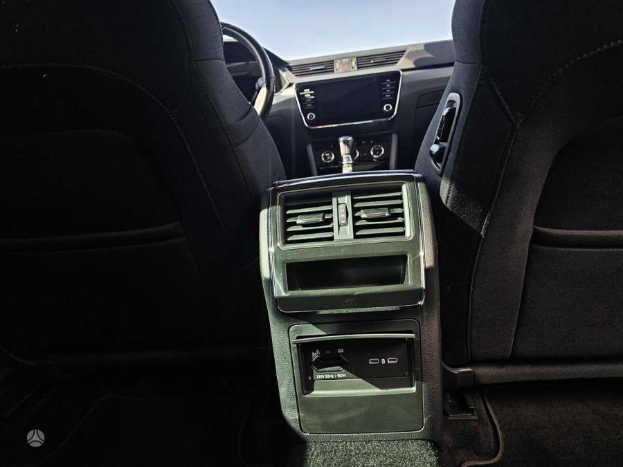 Black Skoda SuperB 2023 in Vilnius, with an engine capacity of 2.00 L and mileage of 88 thousand km for 23990 €, photo 11 on AUTOMOTO.COM.LV