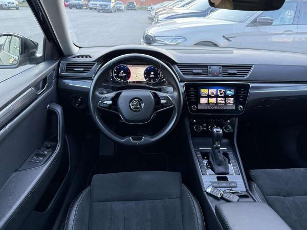 Skoda SuperB 2023 Jelgava vietnē Melns Skoda SuperB 2023 Jelgava, ar dzinēja tilpumu 2.00 L un nobraukumu 174 tūkst. km par 18500 €, foto 11 vietnē AUTOMOTO.COM.LV