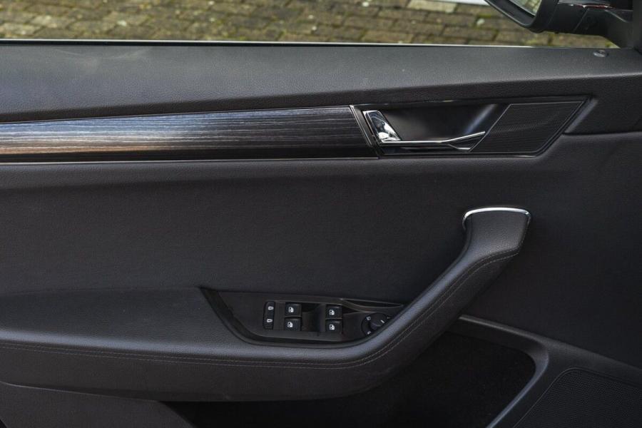 Melns Skoda SuperB 2023 Ventspils, ar dzinēja tilpumu 2.00 L un nobraukumu 126 tūkst. km par 23300 €, foto 35 vietnē AUTOMOTO.COM.LV