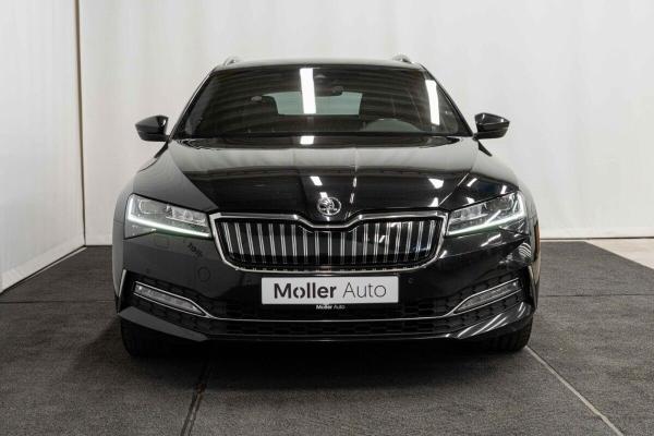 Black Skoda SuperB 2023 in Tallinn, with an engine capacity of 1.40 L and mileage of 127 thousand km for 24900 €, photo 3 on AUTOMOTO.COM.LV