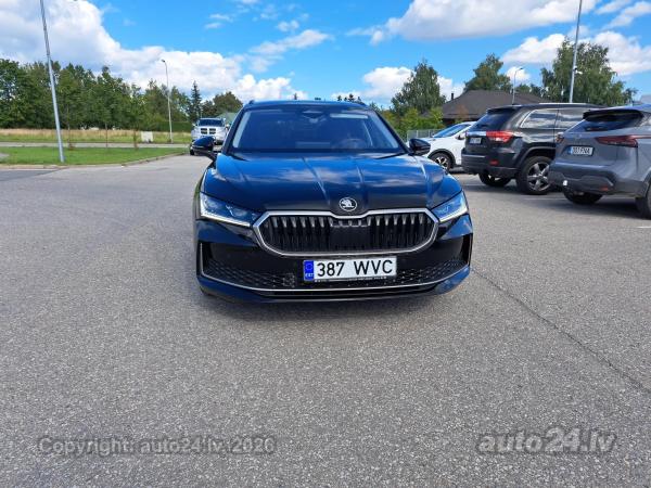 Black Skoda SuperB 2024 in Tallinn, with an engine capacity of 2.00 L and mileage of 23 thousand km for 38680 €, photo 4 on AUTOMOTO.COM.LV
