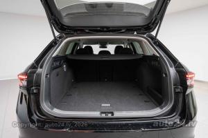 Melns Skoda SuperB 2025 Tallina, ar dzinēja tilpumu 2.00 L un nobraukumu 13 tūkst. km par 35900 €, foto 14 vietnē AUTOMOTO.COM.LV