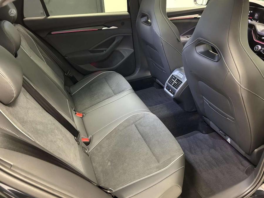 Melns Skoda SuperB 2026 Viļņa, ar dzinēja tilpumu 1.98 L un nobraukumu 12 tūkst. km par 48900 €, foto 12 vietnē AUTOMOTO.COM.LV