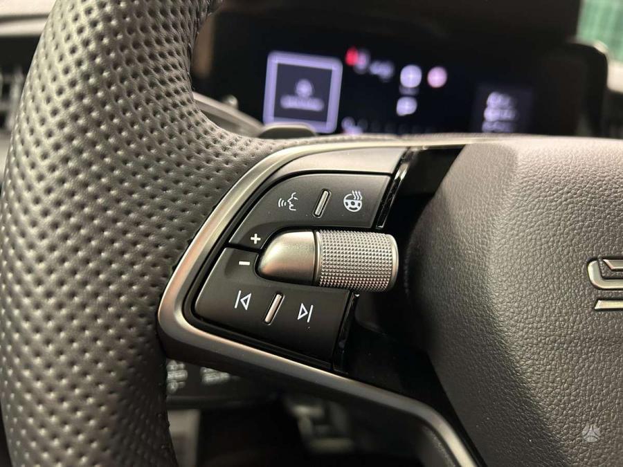 Melns Skoda SuperB 2026 Viļņa, ar dzinēja tilpumu 1.98 L un nobraukumu 12 tūkst. km par 48900 €, foto 20 vietnē AUTOMOTO.COM.LV