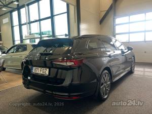 Black Skoda SuperB 2026 in Rakvere, with an engine capacity of 1.50 L and mileage of 0 thousand km for 49670 €, photo 4 on AUTOMOTO.COM.LV