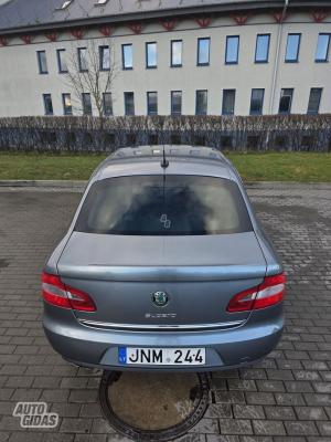 Zils Skoda SuperB 2008 Kauņa, ar dzinēja tilpumu 2.00 L un nobraukumu 332 tūkst. km par 5200 €, foto 6 vietnē AUTOMOTO.COM.LV