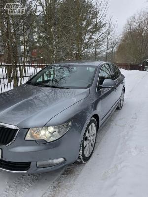 Blue Skoda SuperB 2008 in Kaunas, with an engine capacity of 2.00 L and mileage of 333 thousand km for 4990 €, photo 4 on AUTOMOTO.COM.LV