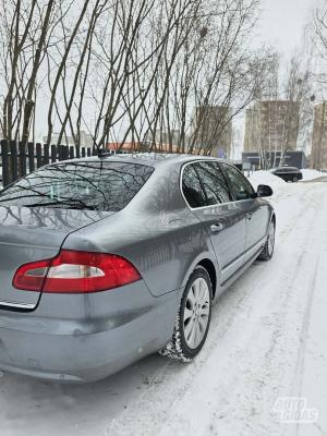 Blue Skoda SuperB 2008 in Kaunas, with an engine capacity of 2.00 L and mileage of 333 thousand km for 4990 €, photo 5 on AUTOMOTO.COM.LV