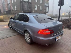Blue Skoda SuperB 2009 in Vilnius, with an engine capacity of 1.97 L and mileage of 377 thousand km for 3490 €, photo 7 on AUTOMOTO.COM.LV