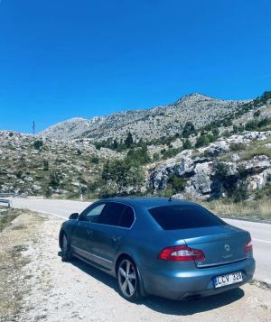 Blue Skoda SuperB 2009 in Vilnius, with an engine capacity of 1.97 L and mileage of 377 thousand km for 3490 €, photo 21 on AUTOMOTO.COM.LV