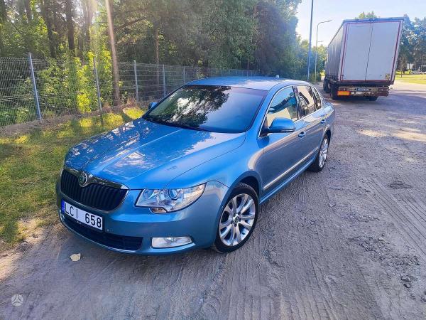Blue Skoda SuperB 2009 in Vilnius, with an engine capacity of 1.80 L and mileage of 206 thousand km for 3900 €, photo 4 on AUTOMOTO.COM.LV