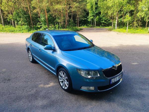 Blue Skoda SuperB 2009 in Vilnius, with an engine capacity of 1.80 L and mileage of 206 thousand km for 3900 €, photo 5 on AUTOMOTO.COM.LV