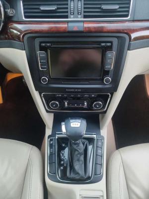 Blue Skoda SuperB 2009 in Vilnius, with an engine capacity of 1.80 L and mileage of 206 thousand km for 3900 €, photo 7 on AUTOMOTO.COM.LV