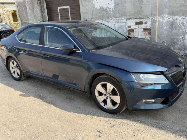 Zils Skoda SuperB 2016 Kauņa, ar dzinēja tilpumu 1.40 L un nobraukumu 207 tūkst. km par 4250 €, foto 6 vietnē AUTOMOTO.COM.LV