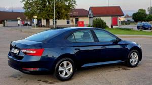 Blue Skoda SuperB 2016 in Siauliai, with an engine capacity of 1.97 L and mileage of 306 thousand km for 6500 €, photo 13 on AUTOMOTO.COM.LV
