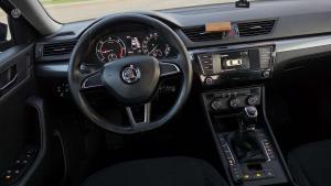 Blue Skoda SuperB 2016 in Siauliai, with an engine capacity of 1.97 L and mileage of 306 thousand km for 6500 €, photo 20 on AUTOMOTO.COM.LV