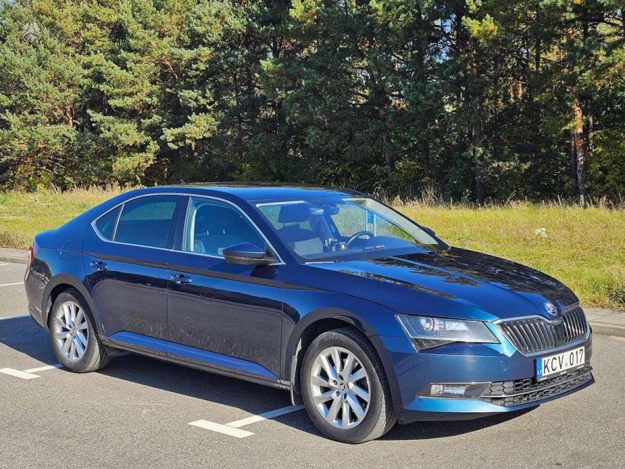 Blue Skoda SuperB 2017 in Vilnius, with an engine capacity of 1.80 L and mileage of 158 thousand km for 15400 €, photo 3 on AUTOMOTO.COM.LV