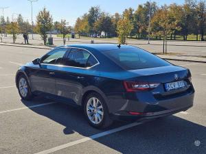 Blue Skoda SuperB 2017 in Vilnius, with an engine capacity of 1.80 L and mileage of 158 thousand km for 15400 €, photo 4 on AUTOMOTO.COM.LV