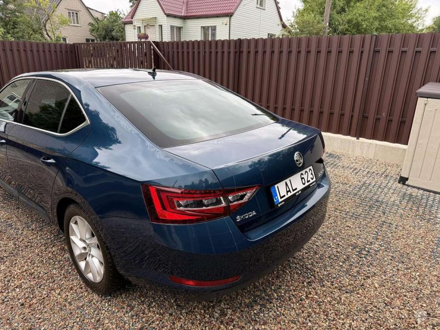 Blue Skoda SuperB 2019 in Vilnius, with an engine capacity of 1.50 L and mileage of 137 thousand km for 13900 €, photo 5 on AUTOMOTO.COM.LV