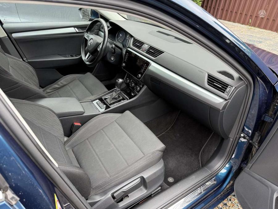 Blue Skoda SuperB 2019 in Vilnius, with an engine capacity of 1.50 L and mileage of 137 thousand km for 13900 €, photo 9 on AUTOMOTO.COM.LV