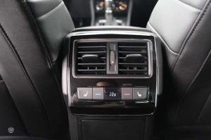Blue Skoda SuperB 2020 in Vilnius, with an engine capacity of 1.98 L and mileage of 140 thousand km for 20950 €, photo 29 on AUTOMOTO.COM.LV
