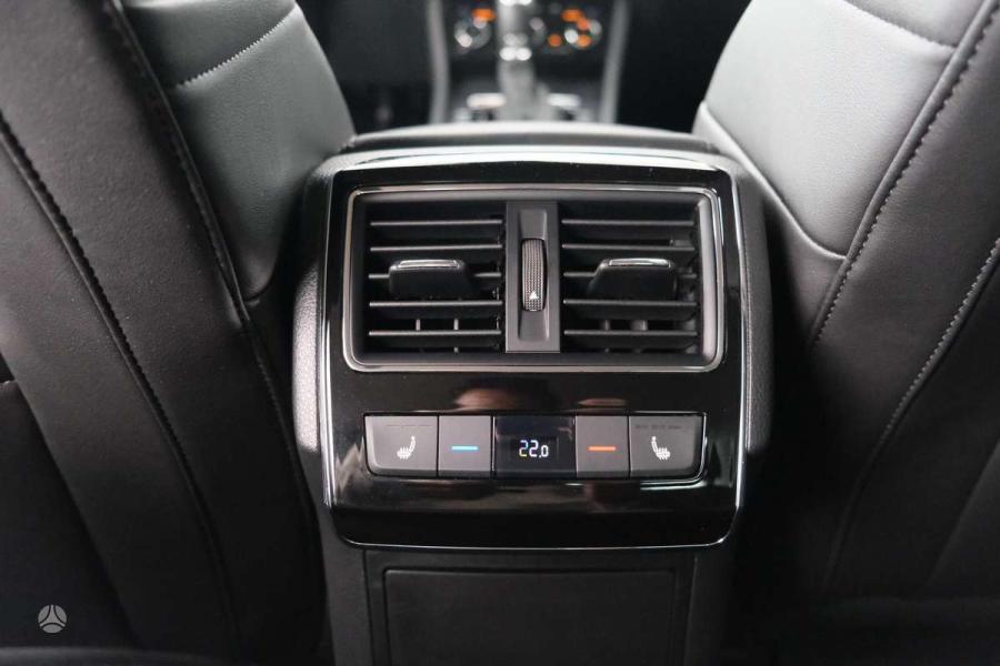 Blue Skoda SuperB 2020 in Vilnius, with an engine capacity of 1.98 L and mileage of 140 thousand km for 20950 €, photo 29 on AUTOMOTO.COM.LV