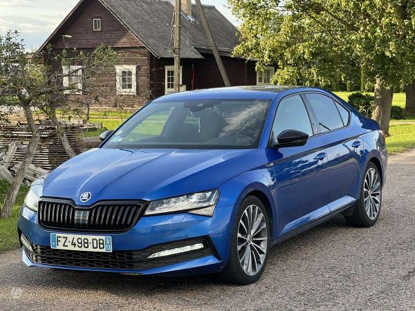 Skoda SuperB 2021 in Ukmerge on AUTOMOTO.COM.LV Blue Skoda SuperB 2021 in Ukmerge, with an engine capacity of 1.97 L and mileage of 270 thousand km for 15750 €, photo 5 on AUTOMOTO.COM.LV