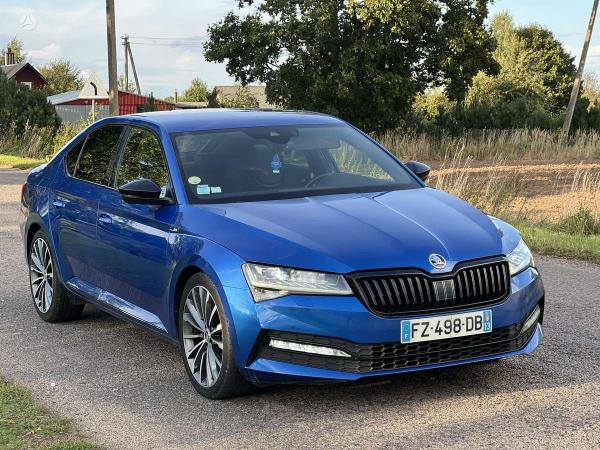 Skoda SuperB 2021 in Ukmerge on AUTOMOTO.COM.LV Blue Skoda SuperB 2021 in Ukmerge, with an engine capacity of 1.97 L and mileage of 270 thousand km for 15750 €, photo 6 on AUTOMOTO.COM.LV