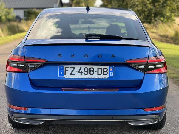 Skoda SuperB 2021 in Ukmerge on AUTOMOTO.COM.LV Blue Skoda SuperB 2021 in Ukmerge, with an engine capacity of 1.97 L and mileage of 270 thousand km for 15750 €, photo 9 on AUTOMOTO.COM.LV
