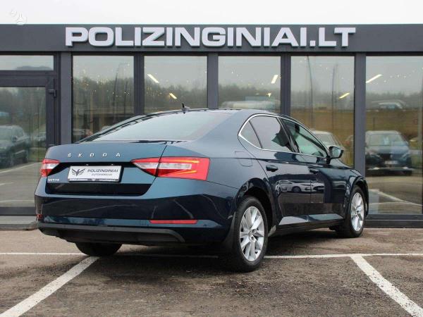 Zils Skoda SuperB 2023 Viļņa, ar dzinēja tilpumu 1.50 L un nobraukumu 38 tūkst. km par 29250 €, foto 3 vietnē AUTOMOTO.COM.LV