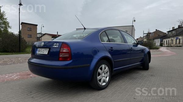 Blue Skoda SuperB 2006 in Bauska, with an engine capacity of 1.90 L and mileage of 415 thousand km for 2300 €, photo 3 on AUTOMOTO.COM.LV