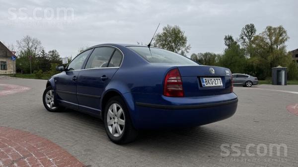 Zils Skoda SuperB 2006 Bauska, ar dzinēja tilpumu 1.90 L un nobraukumu 415 tūkst. km par 2300 €, foto 4 vietnē AUTOMOTO.COM.LV
