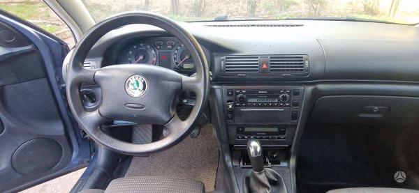 Blue Skoda SuperB 2003 in Ariogala, with an engine capacity of 1.98 L and mileage of 258 thousand km for 2999 €, photo 9 on AUTOMOTO.COM.LV