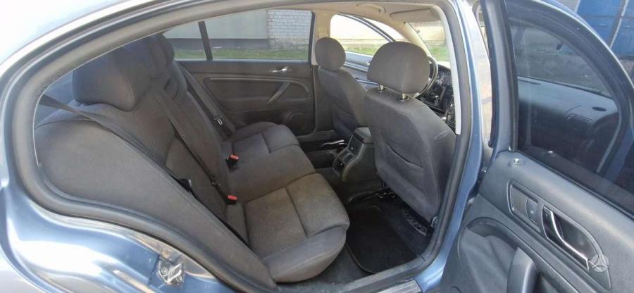 Blue Skoda SuperB 2003 in Ariogala, with an engine capacity of 1.98 L and mileage of 258 thousand km for 2999 €, photo 12 on AUTOMOTO.COM.LV