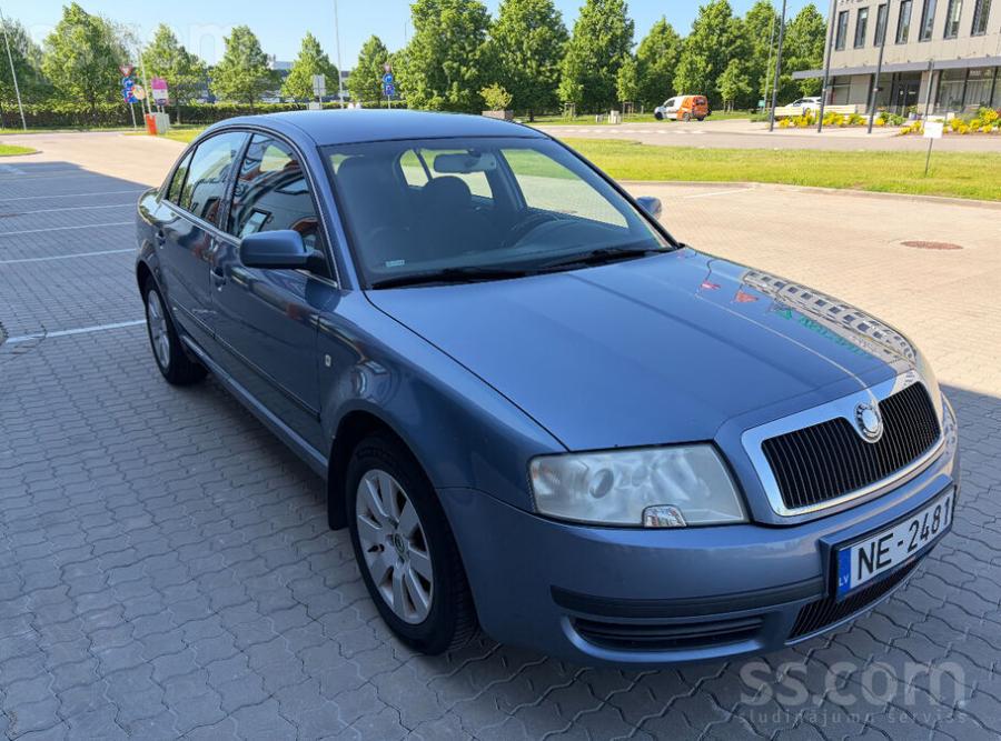 Blue Skoda SuperB 2005 in Riga, with an engine capacity of 1.90 L and mileage of 222 thousand km for 1700 €, photo 6 on AUTOMOTO.COM.LV