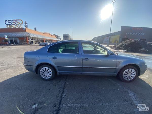 Blue Skoda SuperB 2007 in Kaunas, with an engine capacity of 2.50 L and mileage of 230 thousand km for 3200 €, photo 10 on AUTOMOTO.COM.LV
